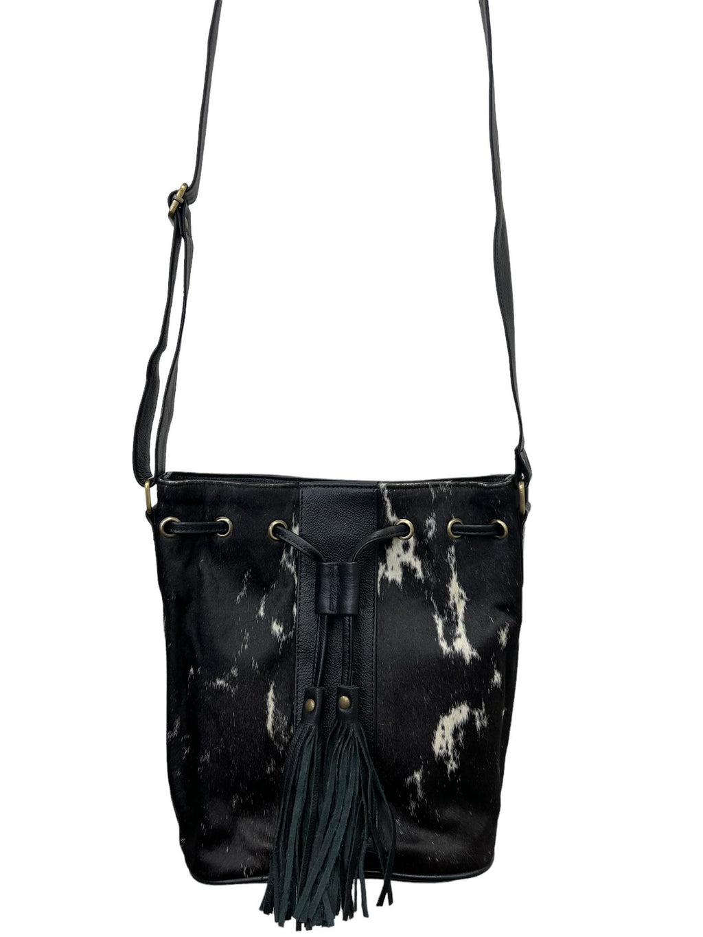 ‘Mingoola’ Cowhide Bucket Bag - Black – Cutting Edge Country